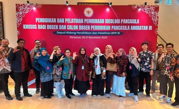 Diklat Dosen dan Calon Dosen Pengajar Pancasila FH Universitas ...